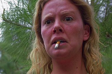 Monster – Z dala od polityki